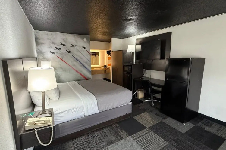 Eglin Extended Stay Hotel, A Howard Johnson By Wyndham - Niceville, FL