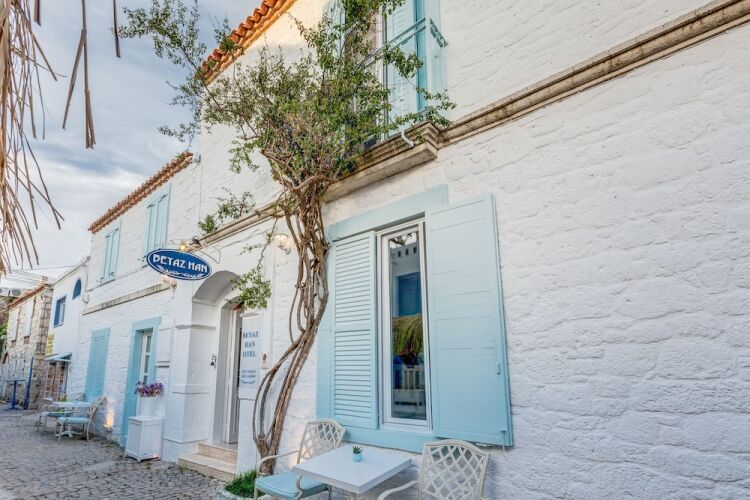 Beyaz Han Hotel - Alaçatı