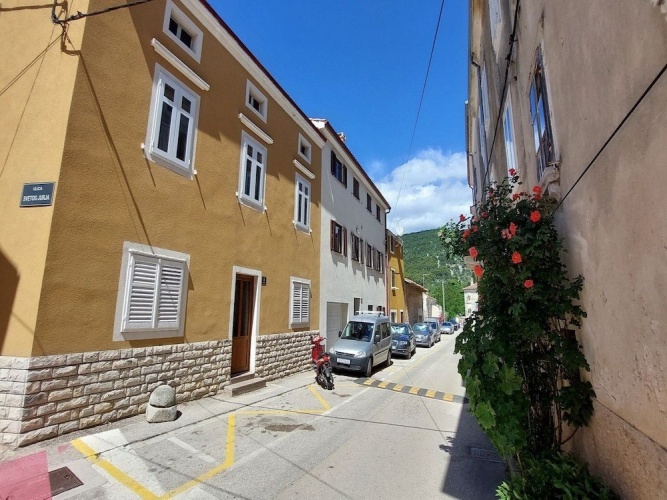 Rooms Argo - Cres
