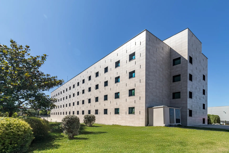 Hotel Puerta Santander - 聖坦德
