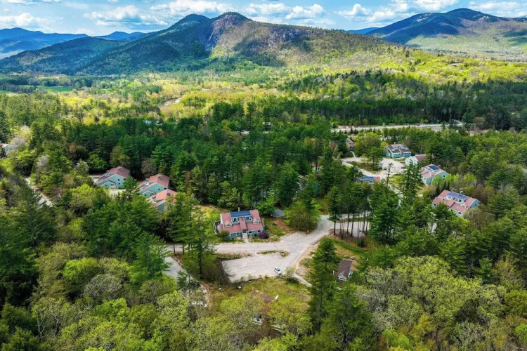 Resort Condo W/ Loft: 1 Mi To Attitash Mountain! - New Hampshire (State)