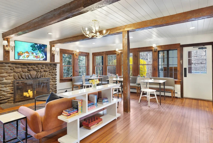 Phoenicia Lodge - Phoenicia, NY