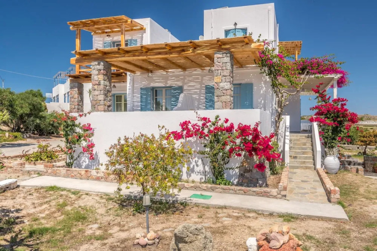 Faros Apartments - Milos