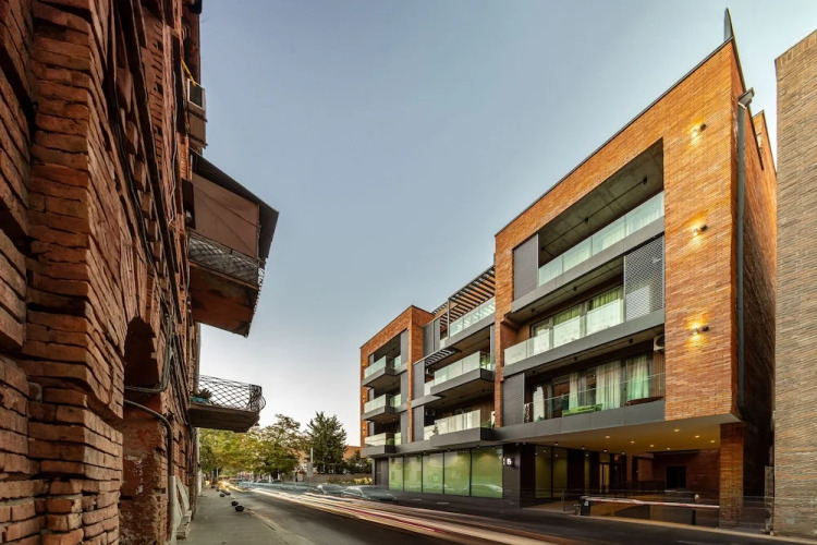 Gratus Aparthotel - Tbilissi