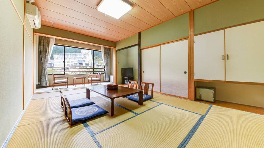 Hotel Yunotaniso - Minamiuonuma