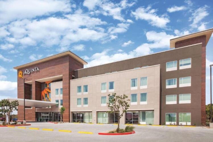 La Quinta Inn & Suites South Bend Near Notre Dame - South Bend, IN