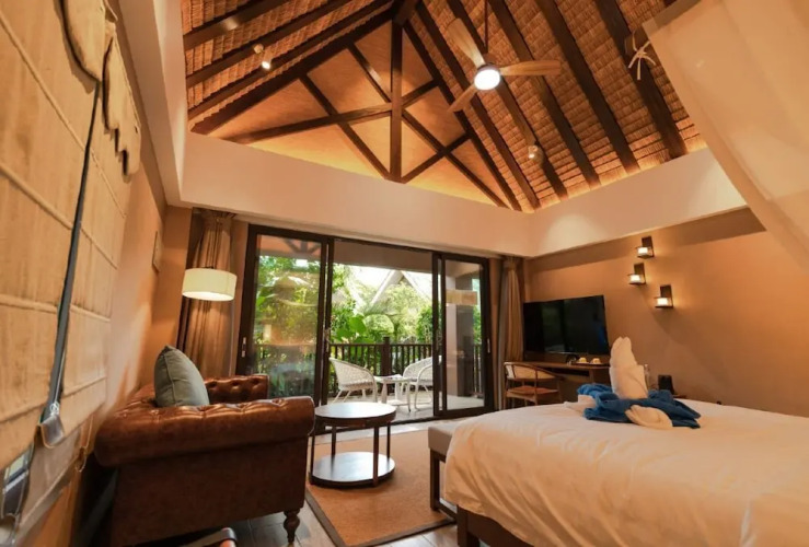 H Resort - The Coral Cliff - Calape