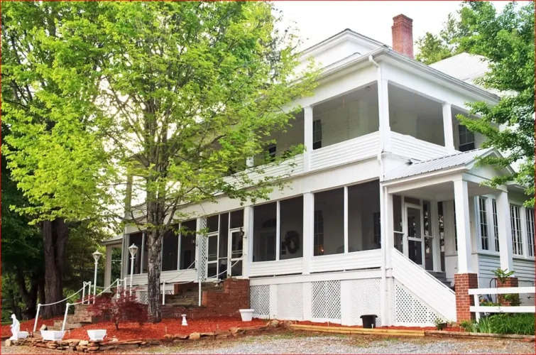 Franklin Terrace Bed And Breakfast - North Carolina