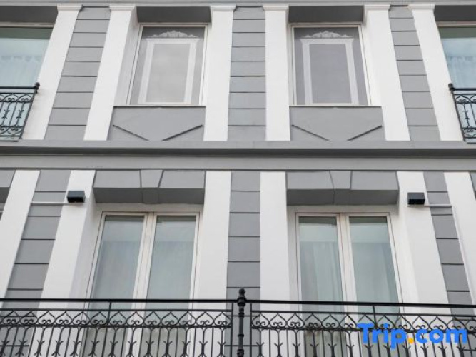 Athenian Heart Suites - Athens