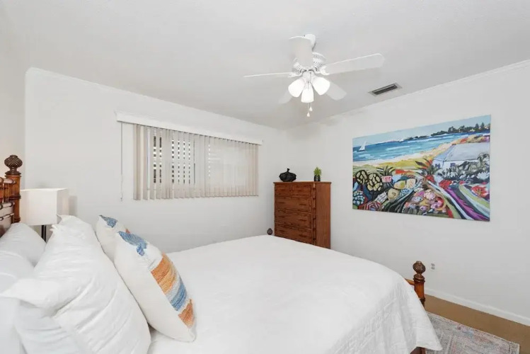 Beach Bungalow 1 - Fort Myers Beach, FL