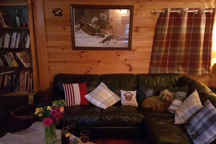 Charming 2-bed Cabin In Sutton Coldfield - Sutton Coldfield