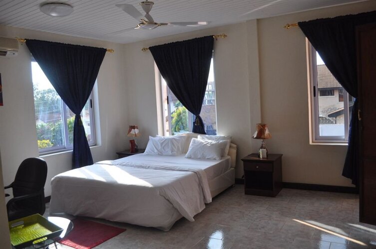 Tribeca Hotel - Acra