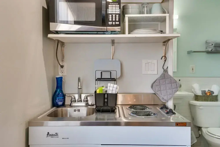 Cozy Simi Valley Studio < 10 Mi To Hiking & Golf - Simi Valley, CA