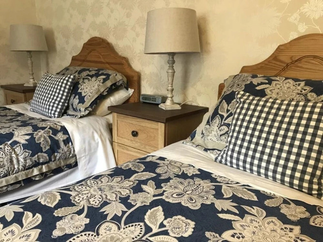 Dunvegan House Guest House - 애런 섬