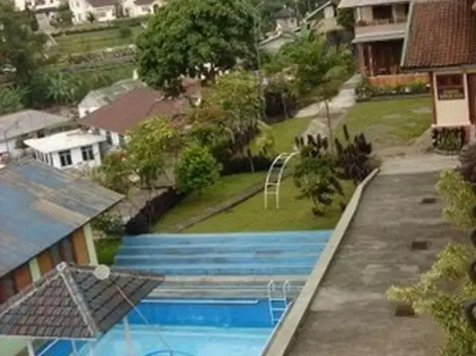 Villa Tunas Alam Mutiara - Cisarua