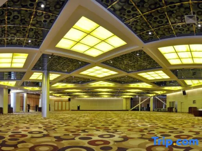 Solar Valley Micro-e International Hotel - Dezhou