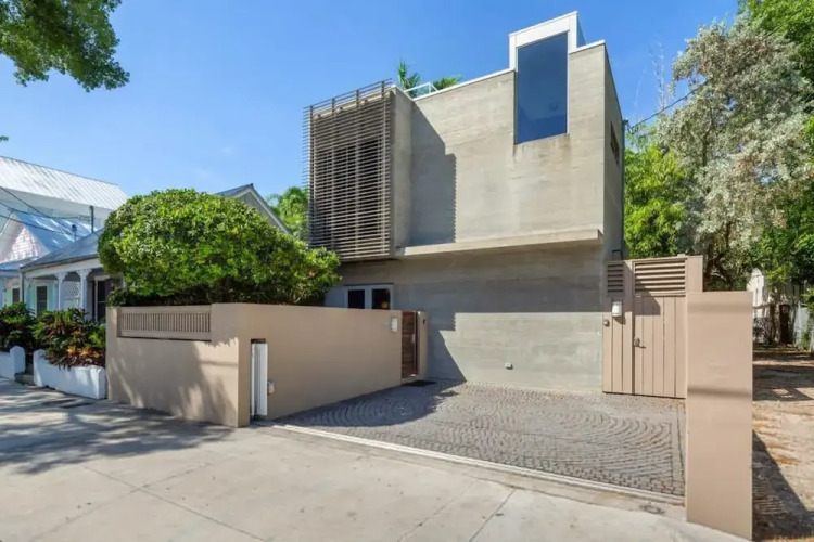 Contra House By Brightwild Luxury Home W Pool - Key West, FL