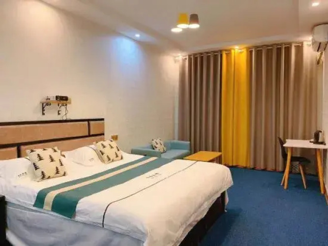 Xinyang Extreme Hotel - Xinyang