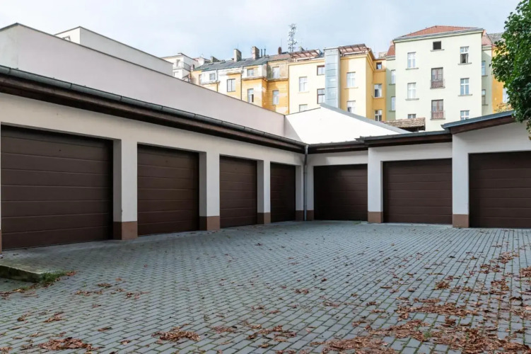 Designed Apartment Next To Vaclav Square With Terrace And Private Garage - Praha