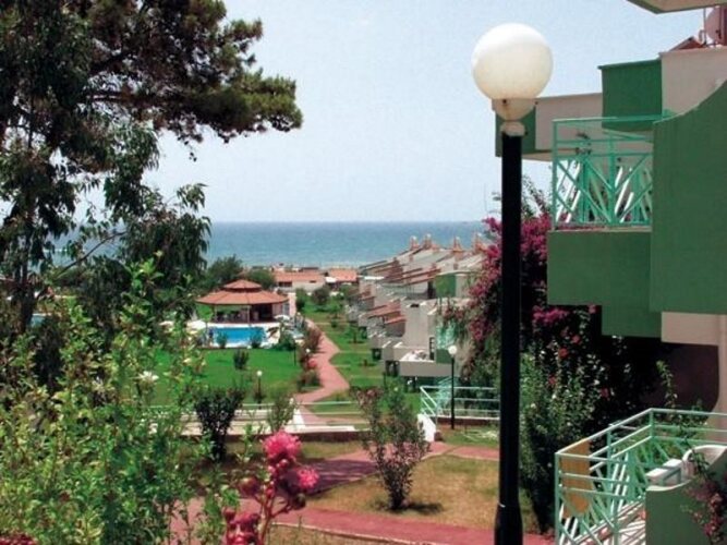 Heaven Beach Apart - Side