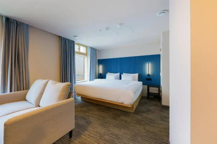Gunsan Little Prince Hotel - 소룡동