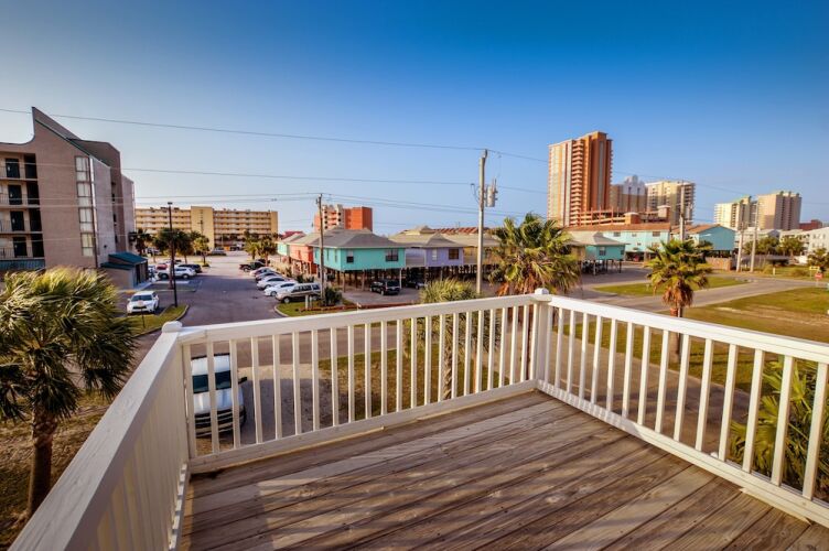 Lazy Dayz - Gulf Shores, AL