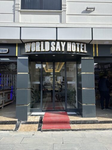 World Say Hotel - Van