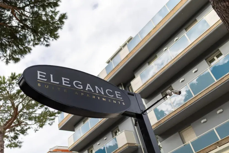 Elegance Suite Apartments - Cervia