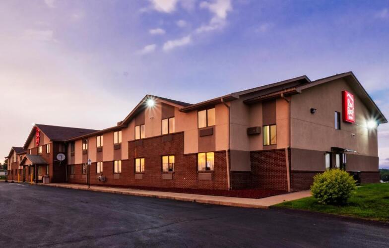 Red Roof Inn Greensburg - Mount Pleasant, PA