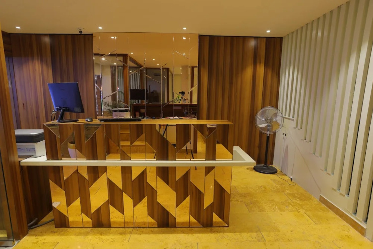 The Grand Uddhav Hotel - Udaipur