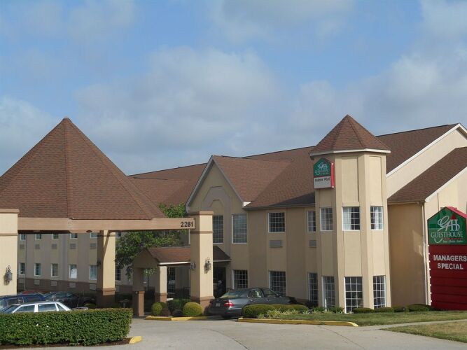 Guesthouse Inn & Suites Lexington - Lexington, KY