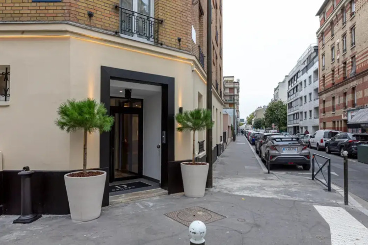 Dantan Hotel - 뫼동