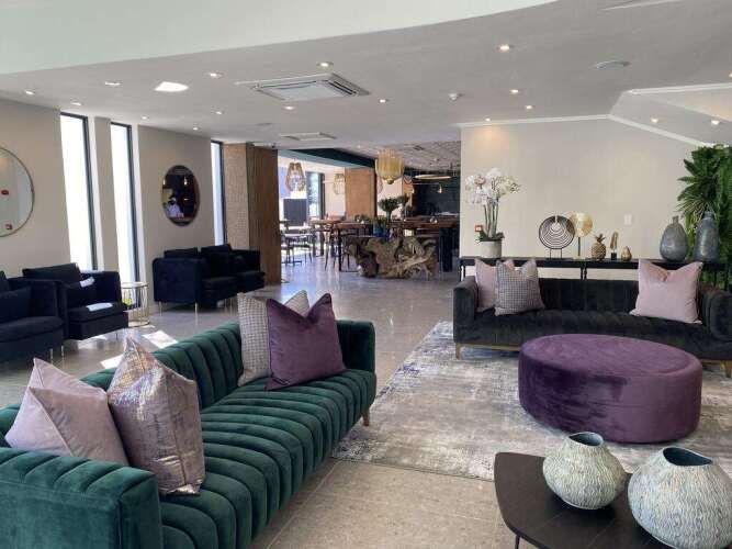 Mint Hotel 84 On Katherine - Johannesburg