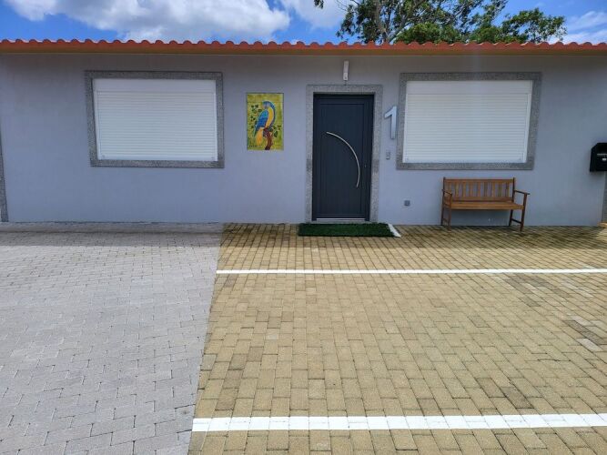 Parrots Village - Azores