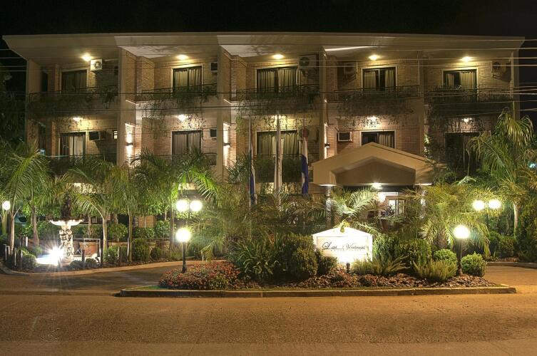 Las Ventanas Suite Hotel - Ciudad del Este