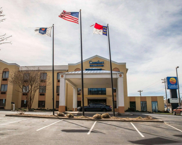 Comfort Inn & Suites Morganton South - Morganton, NC