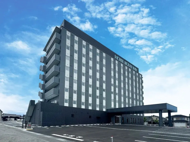 Hotel Route Inn Tonami Inter - Tonami