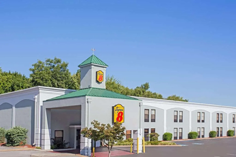 Quality Inn Chattanooga Hamilton Place - Chattanooga, TN