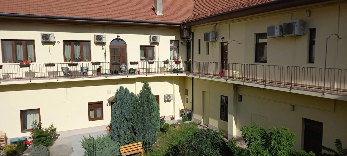 Luna - Oradea