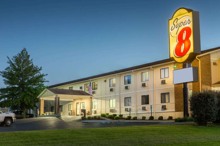 Super 8 By Wyndham Danville - Harrodsburg, KY