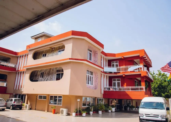 Golden Key Hotel - Akra