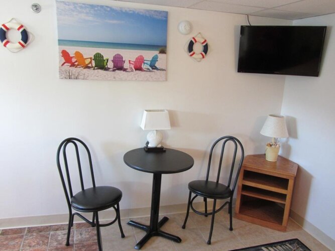 Green Dolphin Motel - Old Orchard Beach