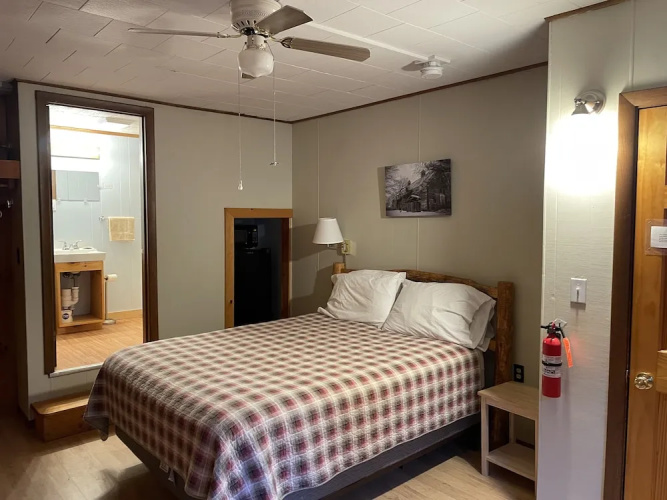 Mountain View Motel & Campground - Carrabassett Valley, ME