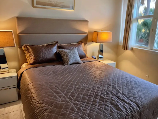 Executive Suites Near Santa Monica - Los Angeles, CA