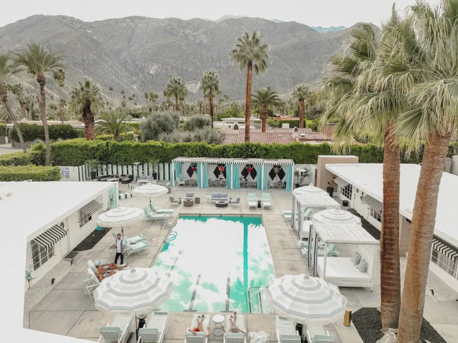 The Velvet Rope - Desert Hot Springs, CA