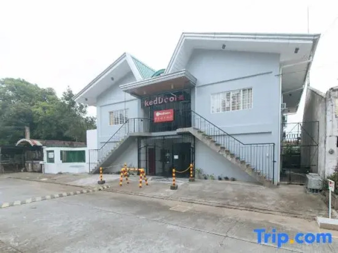 Reddoorz @ V-cloud Hills Near De La Salle Dasmarinas Cavite - Dasmariñas