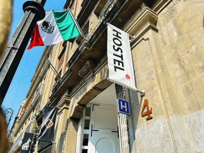 Hostel Mundo Joven - Mexico city, Mexico