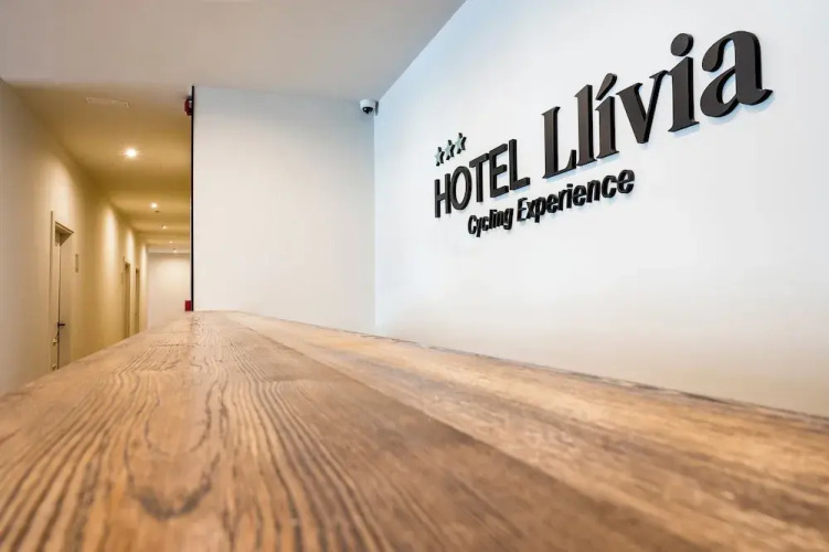 Hotel Llivia - Bourg-Madame