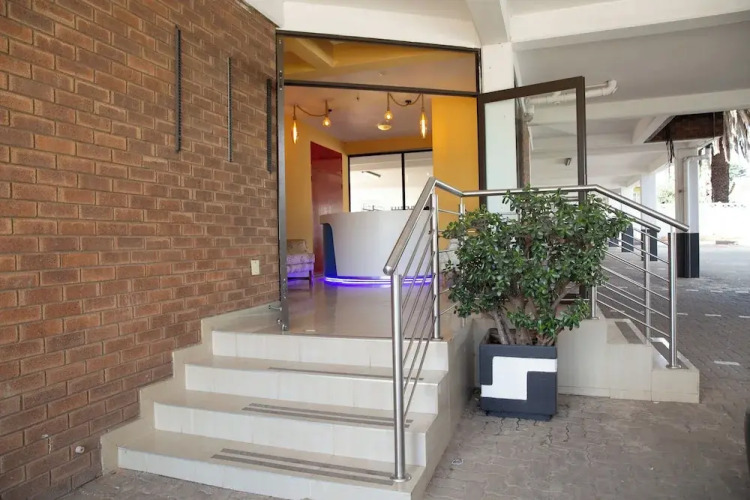Glenada Hotel - Johannesburg South