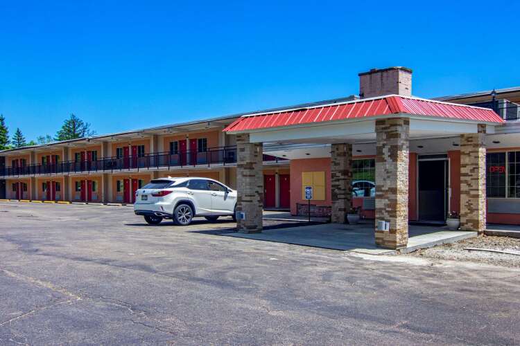 Econo Lodge Bradford - Bradford, PA